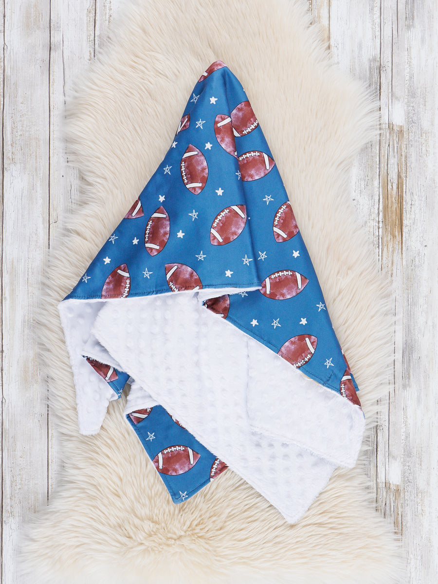 Huddle Up Minky Blanket – Marie Nicole Clothing